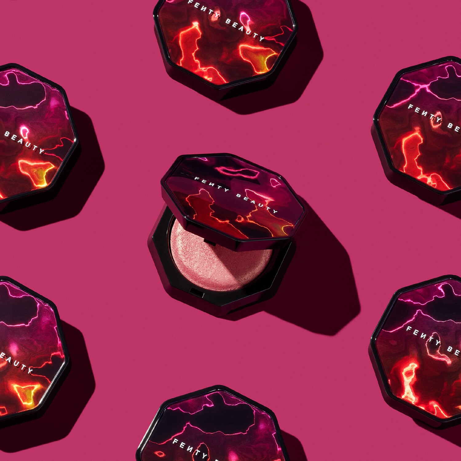 Hot Cheeks - Işıltılı allık FENTY BEAUTY ≡ SEPHORA