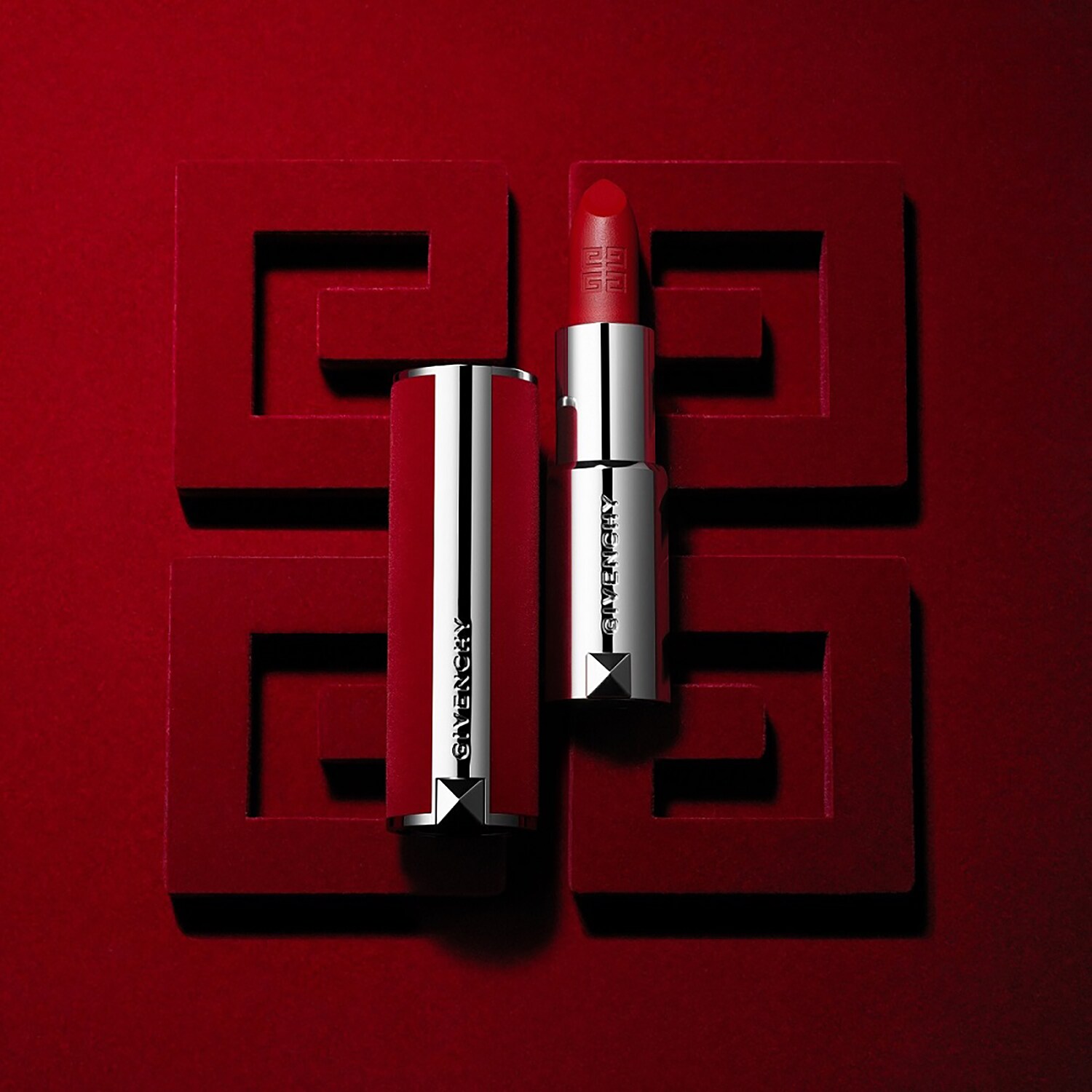 Le Rouge Deep Velvet- Pudra Bitişli Mat Ruj GIVENCHY ≡ SEPHORA