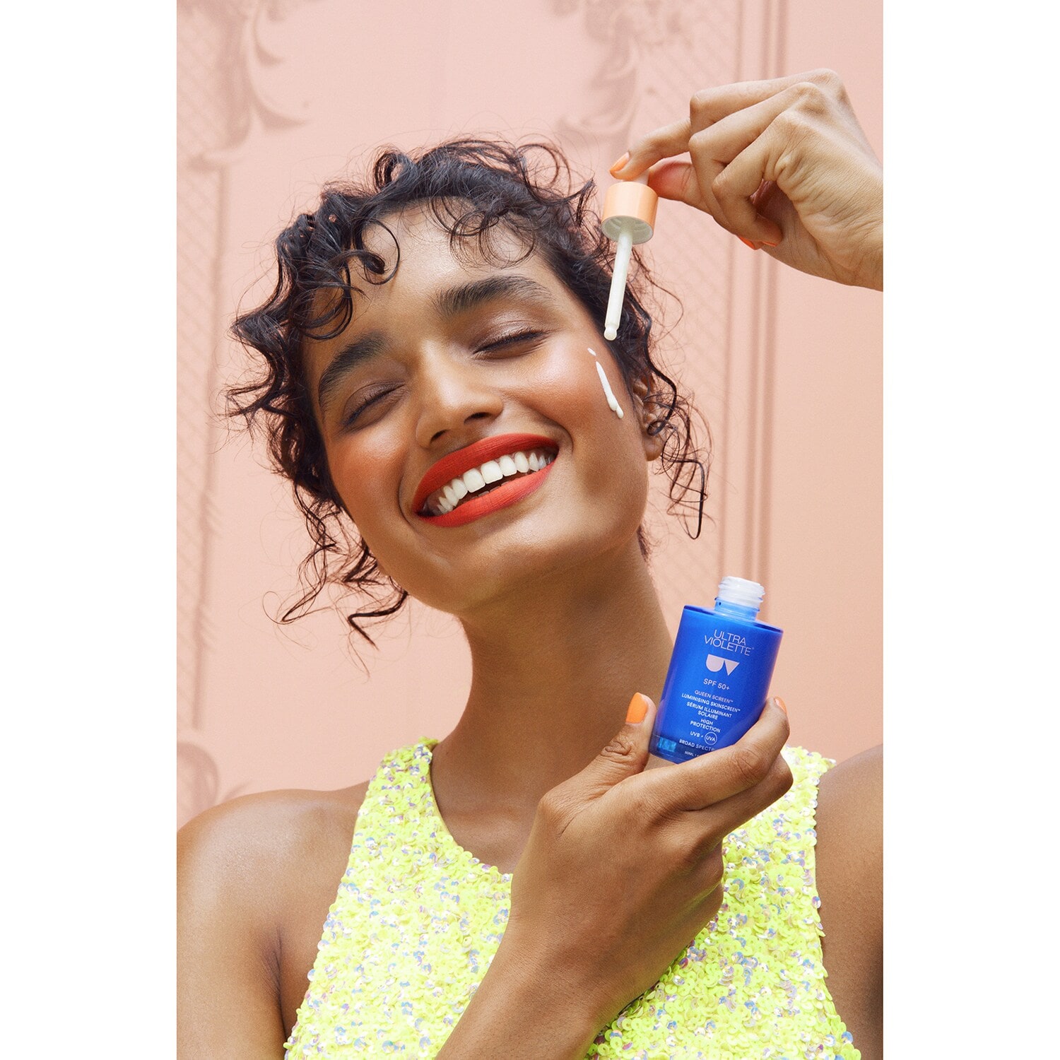 Queen Screen SPF 50+ SKINSCREEN™ - Aydınlatıcı Güneş Serumu ULTRA ...