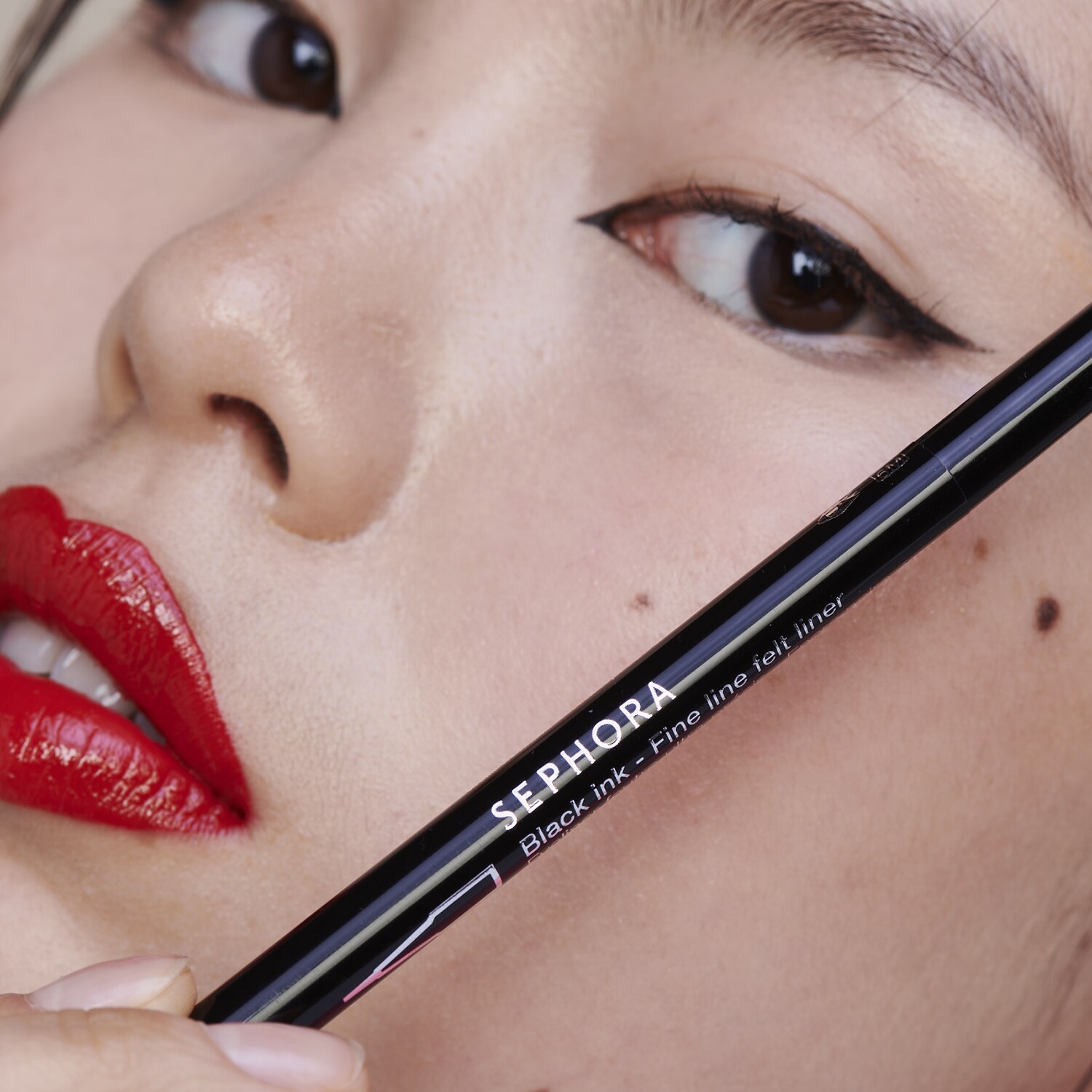 Black Ink Classic Line Eyeliner - Eyeliner SEPHORA COLLECTION ≡ SEPHORA