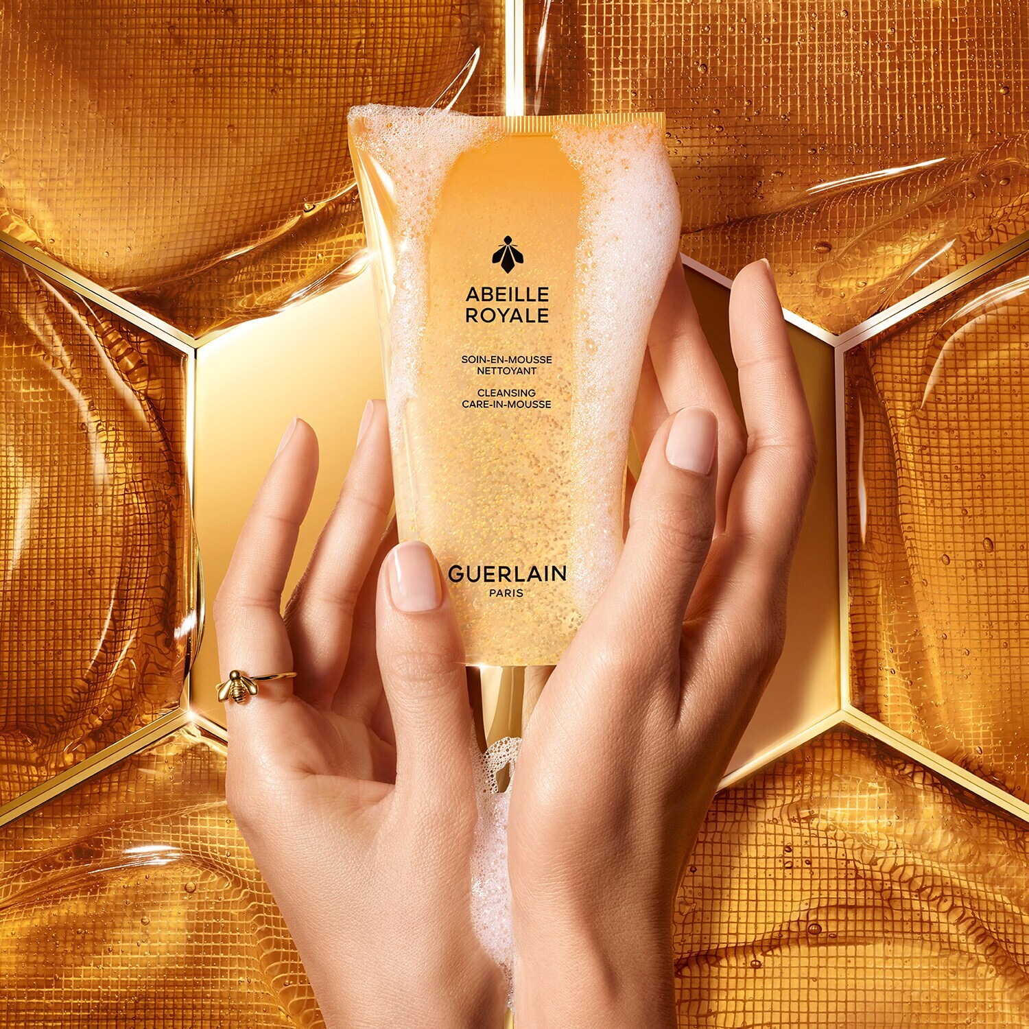 Abeille Royale Cleansing Foam GUERLAIN ≡ SEPHORA